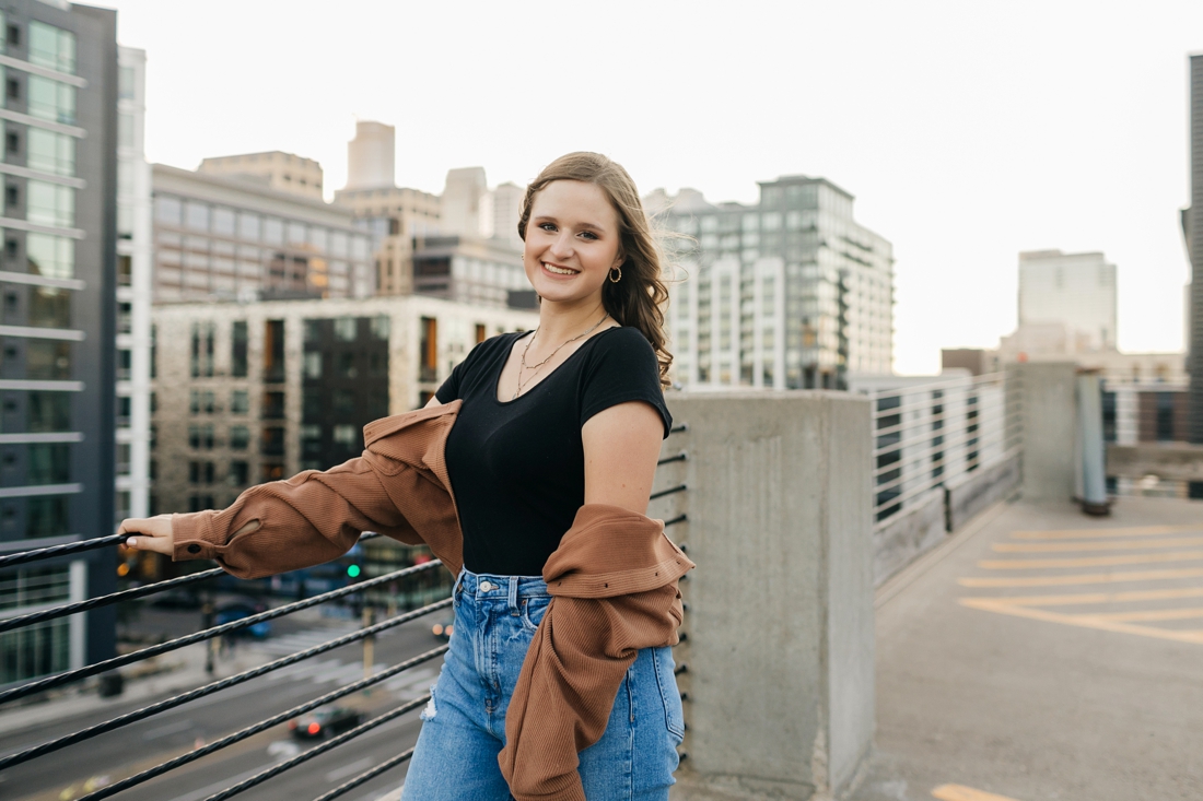 Grace | Minneapolis Senior Pictures » Nealy Lanzen | Minneapolis Senior ...
