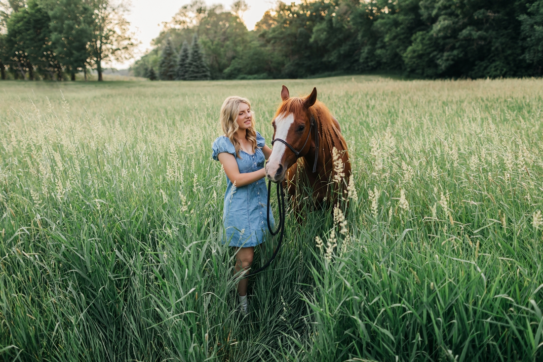 Lydia | Jordan Horse Senior Pictures » Nealy Lanzen | Minneapolis ...