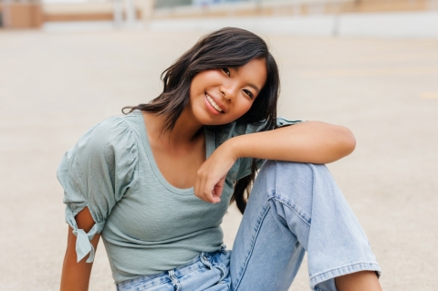 Sarah | Visitation Senior Pictures in St. Paul » Nealy Lanzen ...