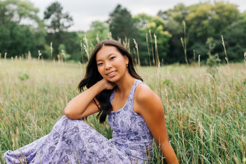 Sarah | Visitation Senior Pictures in St. Paul » Nealy Lanzen ...